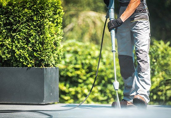 Jet Washing Services in London for Patio, Driveway & Decking